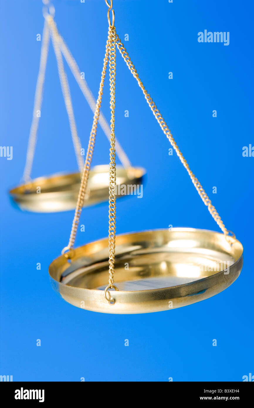 Gold scales hi-res stock photography and images - Alamy