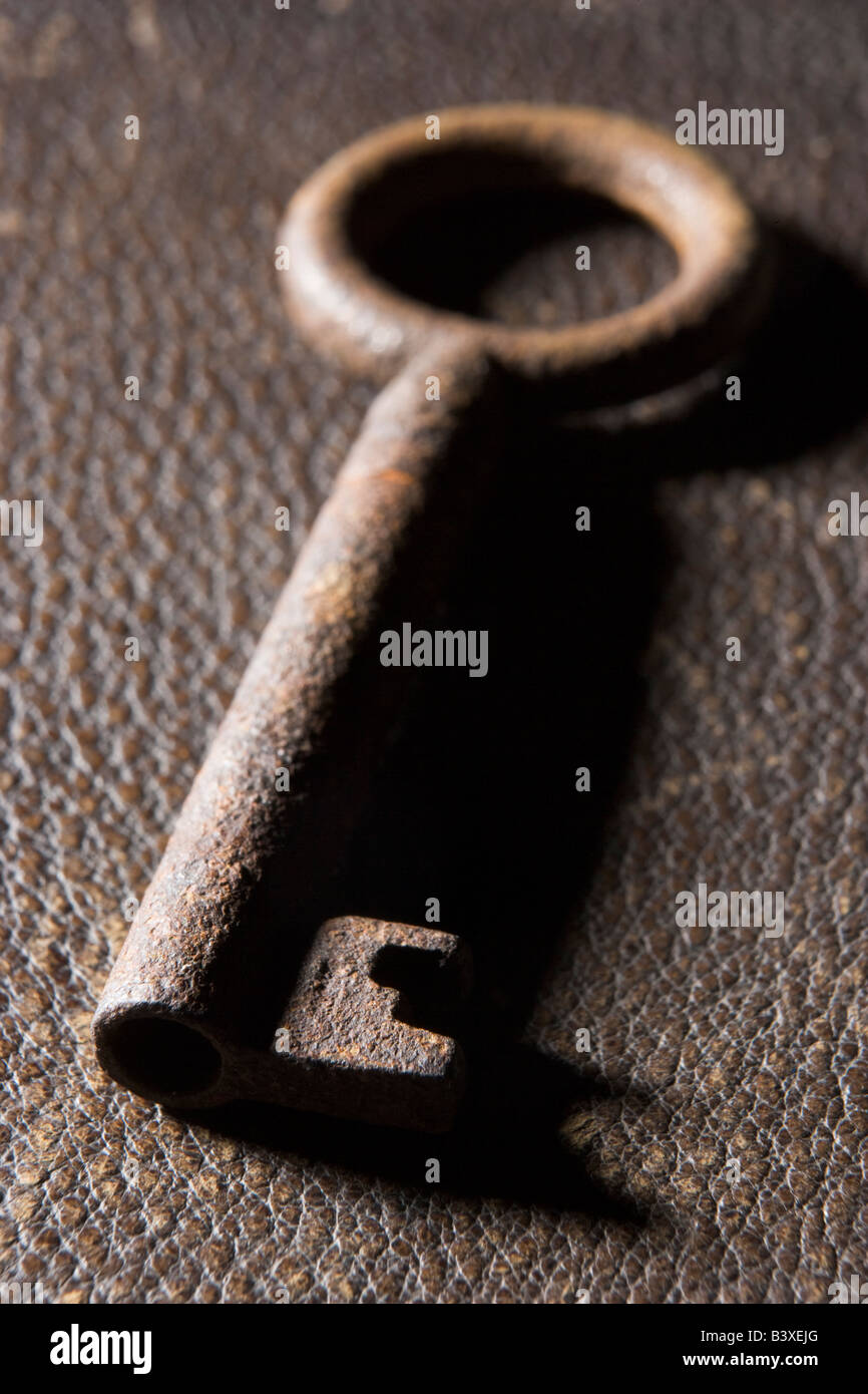 Old key ring hi-res stock photography and images - Alamy