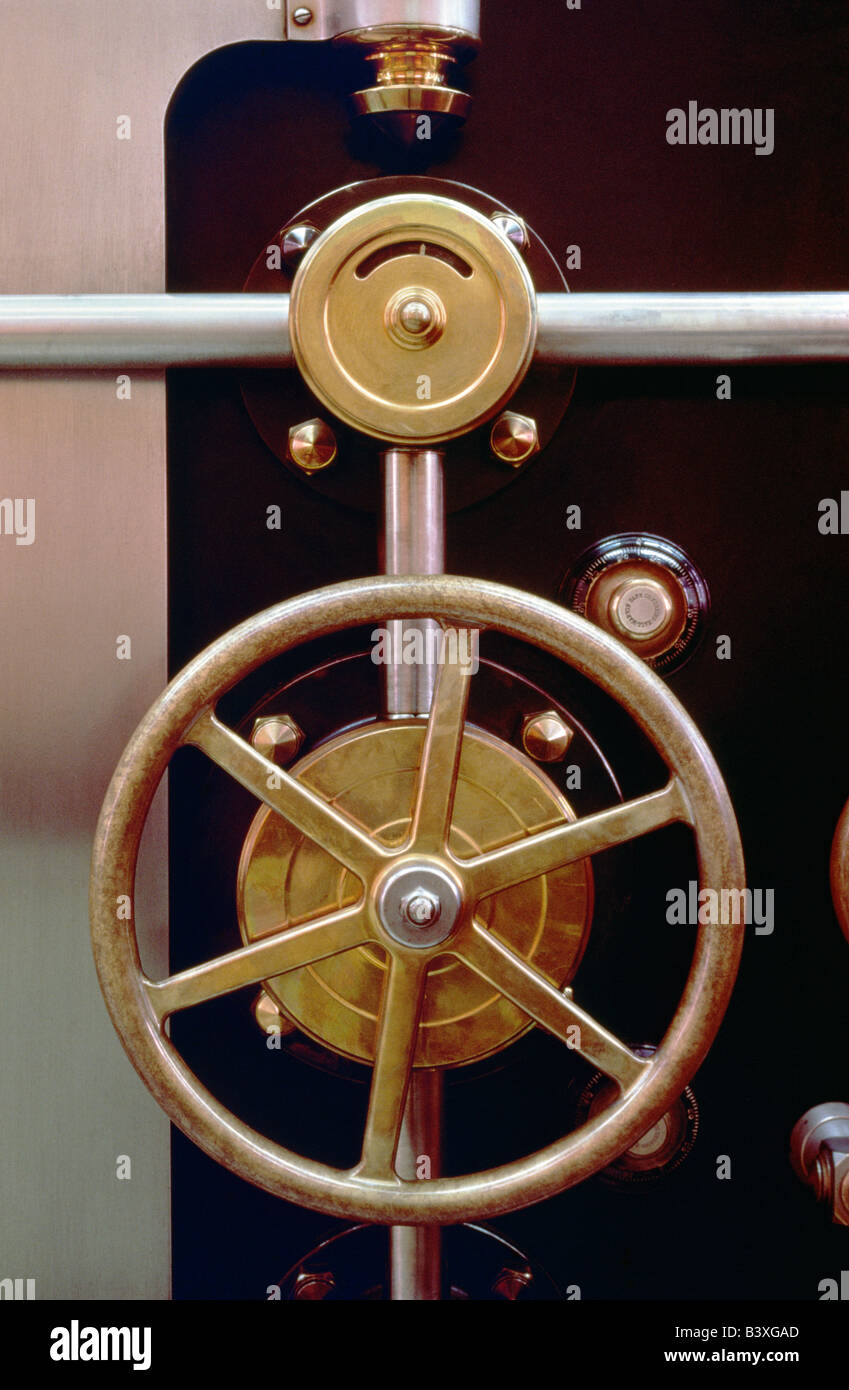 Close up of bank vault door Stock Photo - Alamy