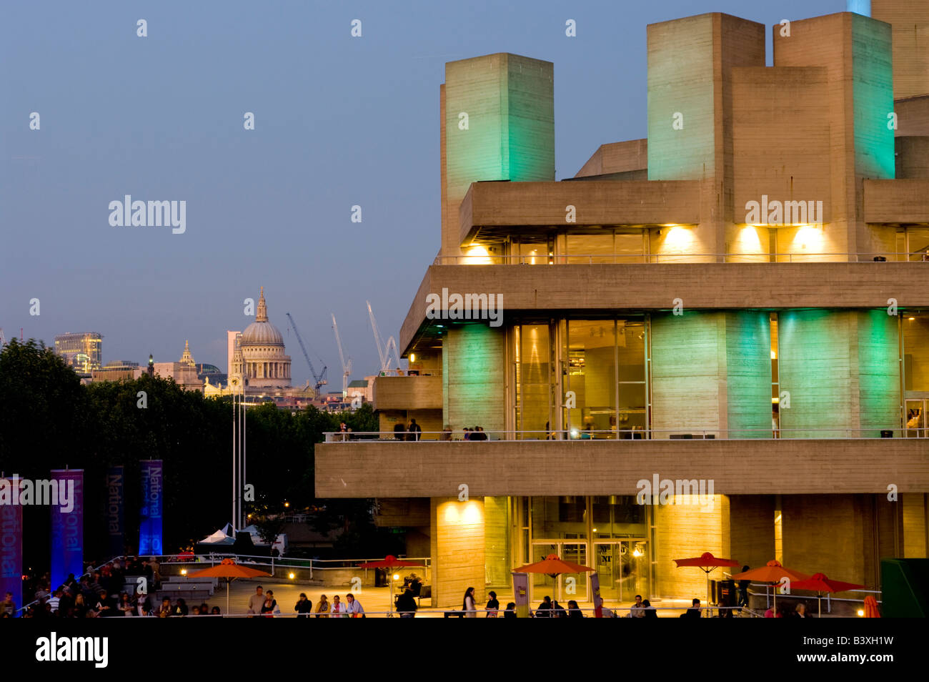 Bank complex hi-res stock photography and images - Alamy