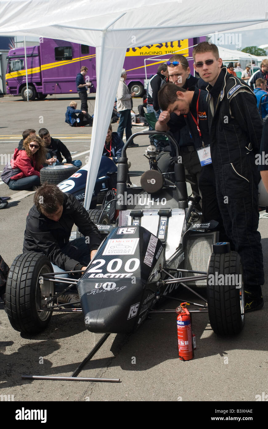 Formula Student racing car team preparing their car at Silverstone ...