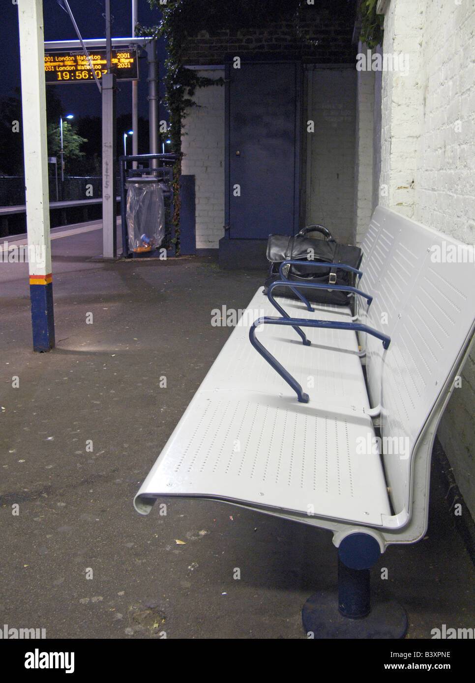 Terrorism hi-res stock photography and images - Alamy