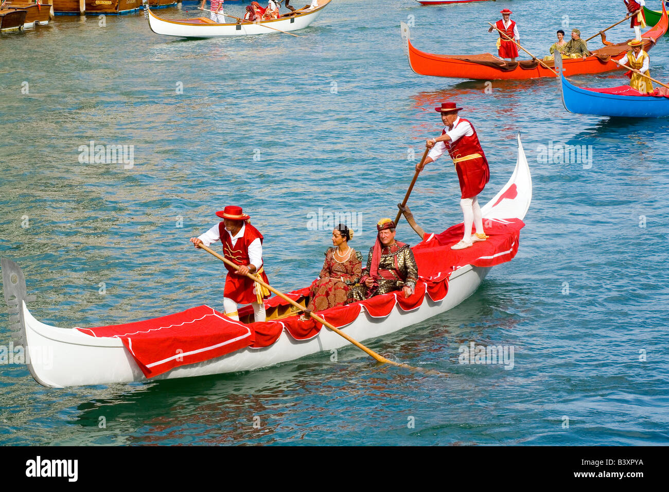 Gondolier in traditional costume hi-res stock photography and images ...