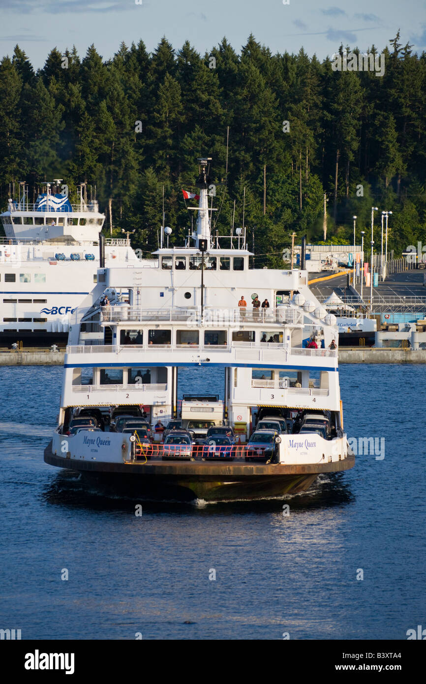 Mayne Queen of Cumberland ferry boat leaving Swartz Bay, Vancouver ...