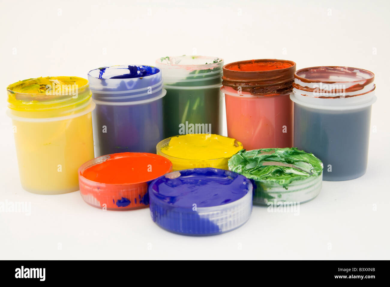 Artist working on palette Cut Out Stock Images & Pictures - Alamy