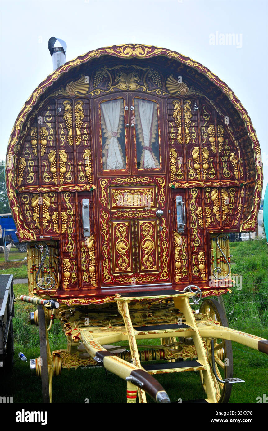 Gypsies camp hi-res stock photography and images - Alamy
