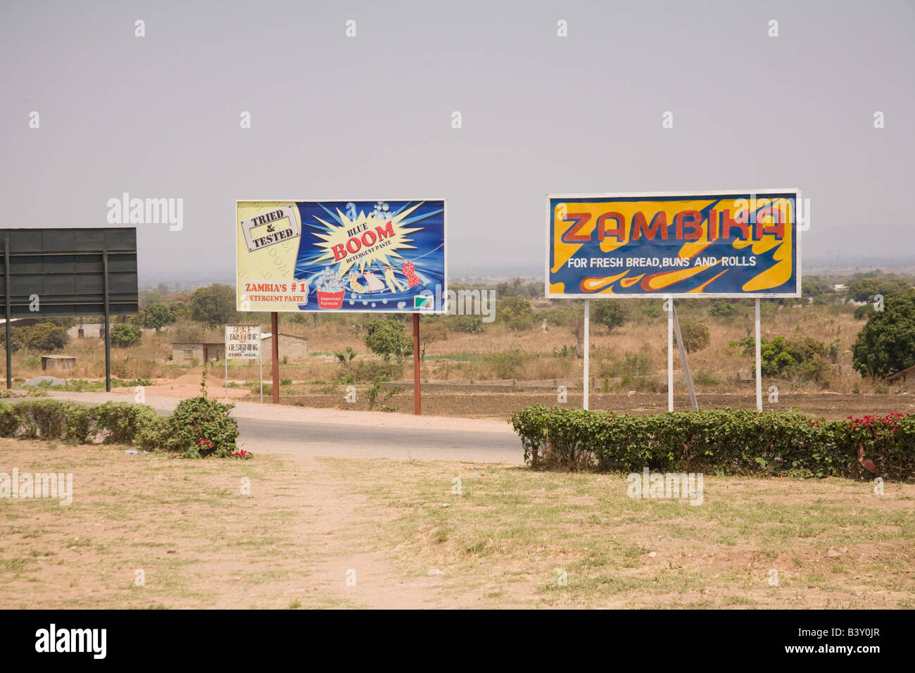 Washing powder adverts hi-res stock photography and images - Alamy