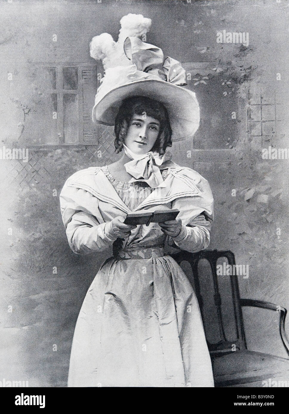 1897 illustration of a Victorian Woman Miss Mary Moore 1890s FOR ...