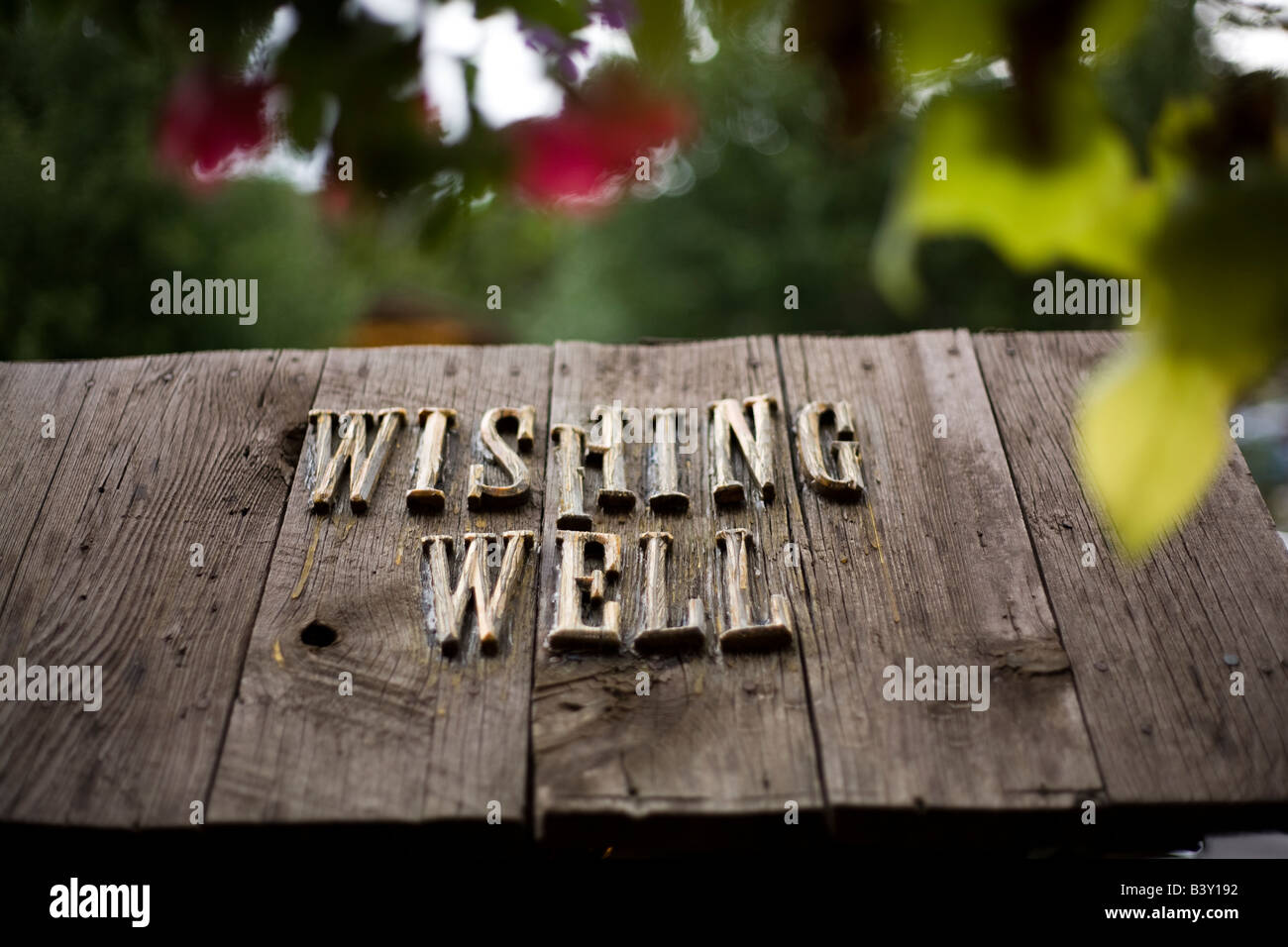 Wishing well hi-res stock photography and images - Alamy