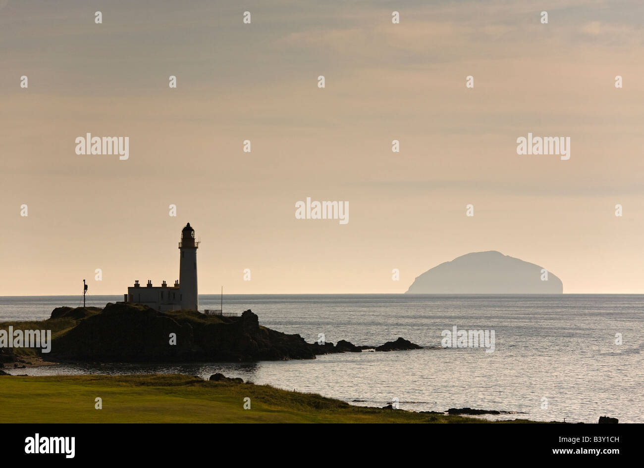 Ailsa craig lighthouse hi-res stock photography and images - Alamy