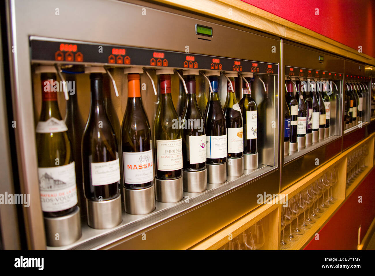 A modern and unique wine tasting bar area Stock Photo - Alamy