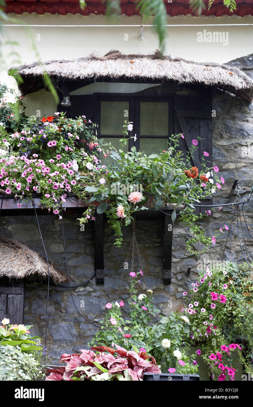 Awning building feature hi-res stock photography and images - Alamy