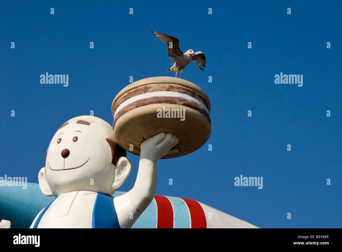 Snack bar boardwalk hi-res stock photography and images - Alamy