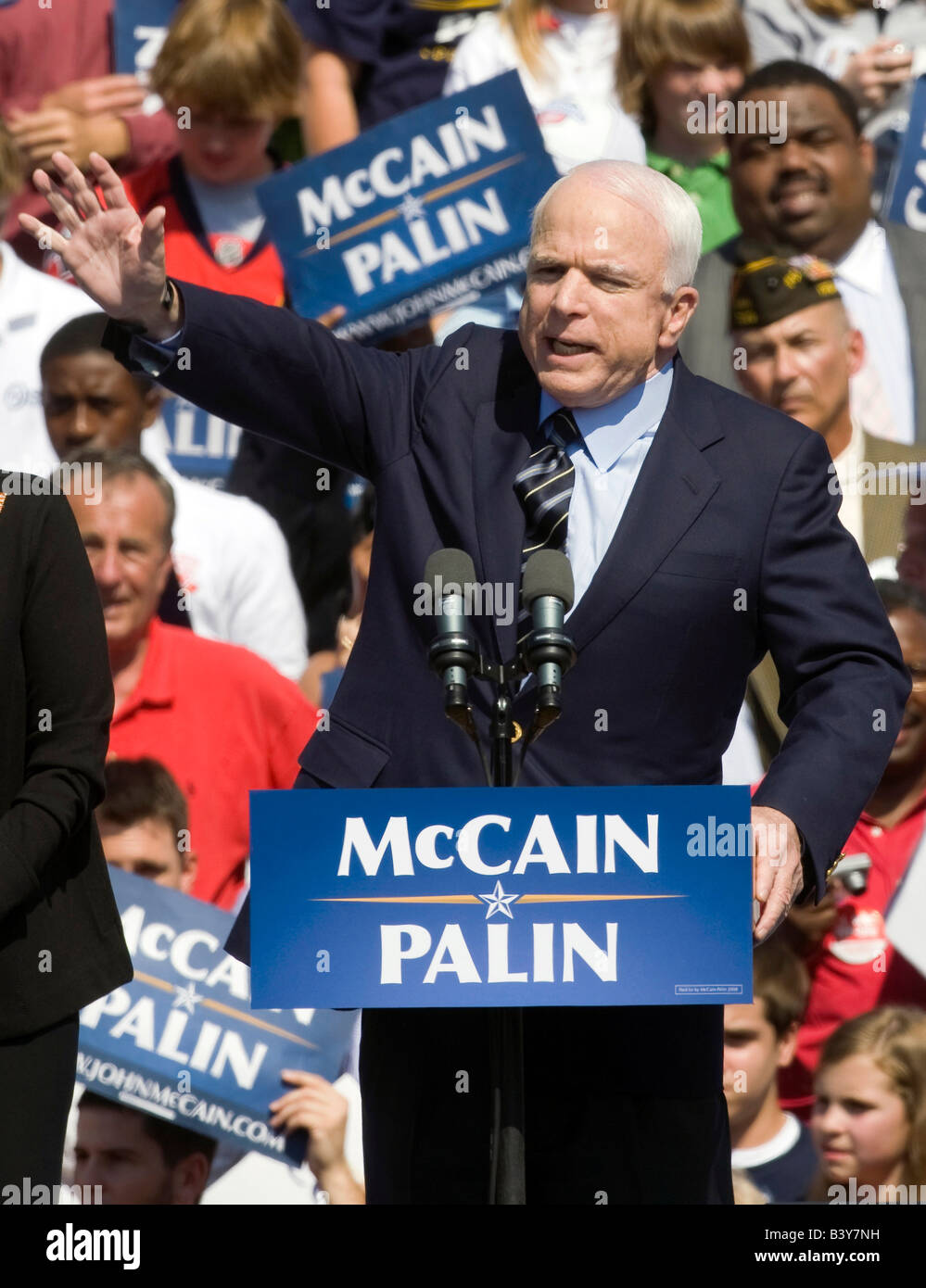 John mccain presidential campaign 2008 hi-res stock photography and ...