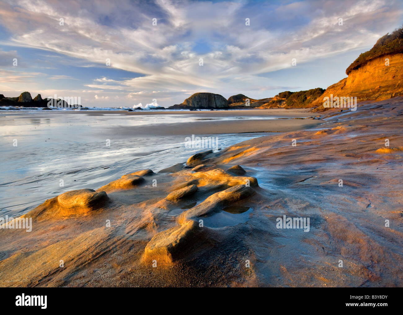 Rock sea structure hi-res stock photography and images - Alamy
