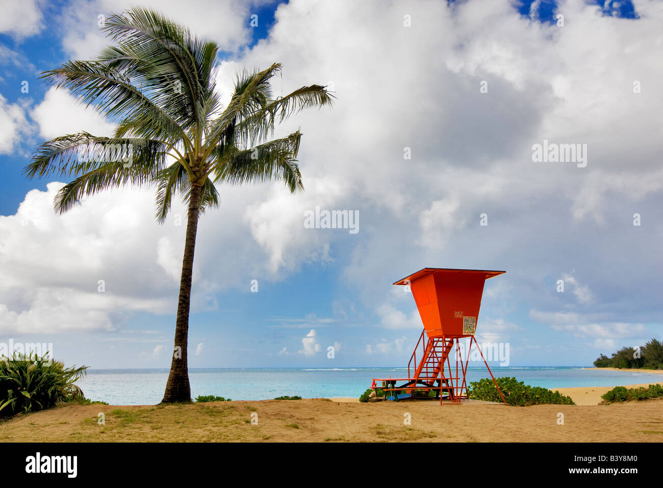 Haena Beach with lifegaurd tower Kauai Hawaii Stock Photo - Alamy