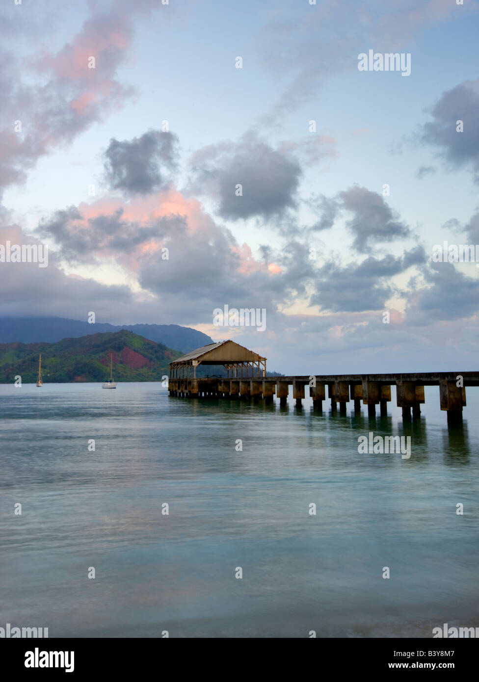Hanalei bay kauai hi-res stock photography and images - Alamy