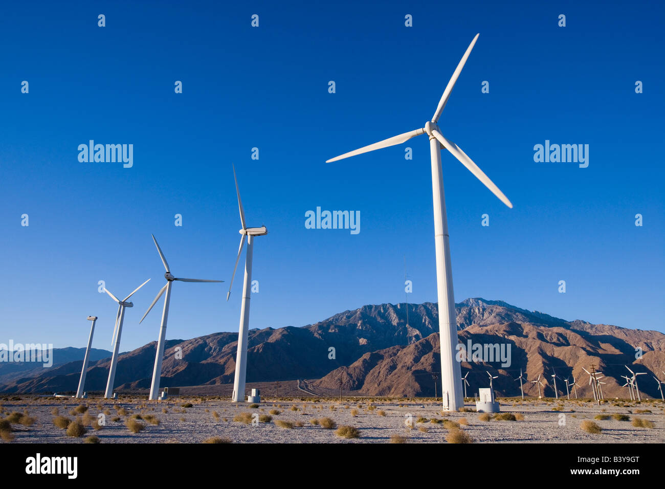 A wind farm in the San Gorgonio Mountain Pass in Palm Springs ...