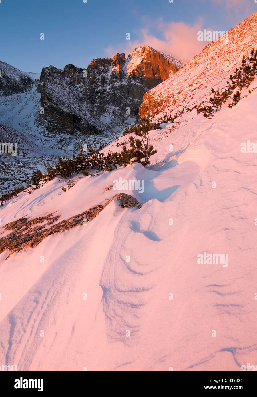 Chasm lake rocky hi-res stock photography and images - Alamy
