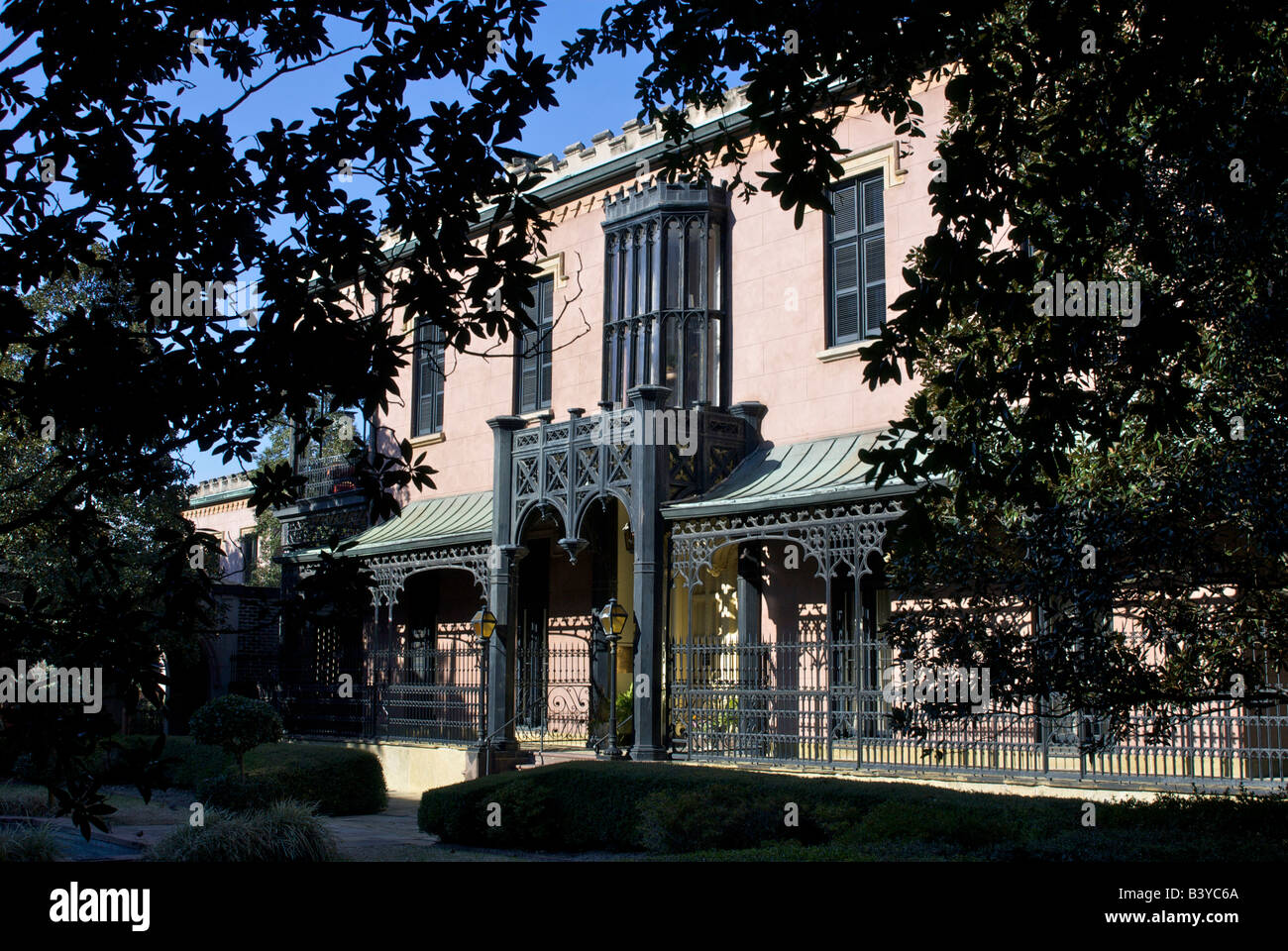 Savannah georgia madison square hi-res stock photography and images - Alamy