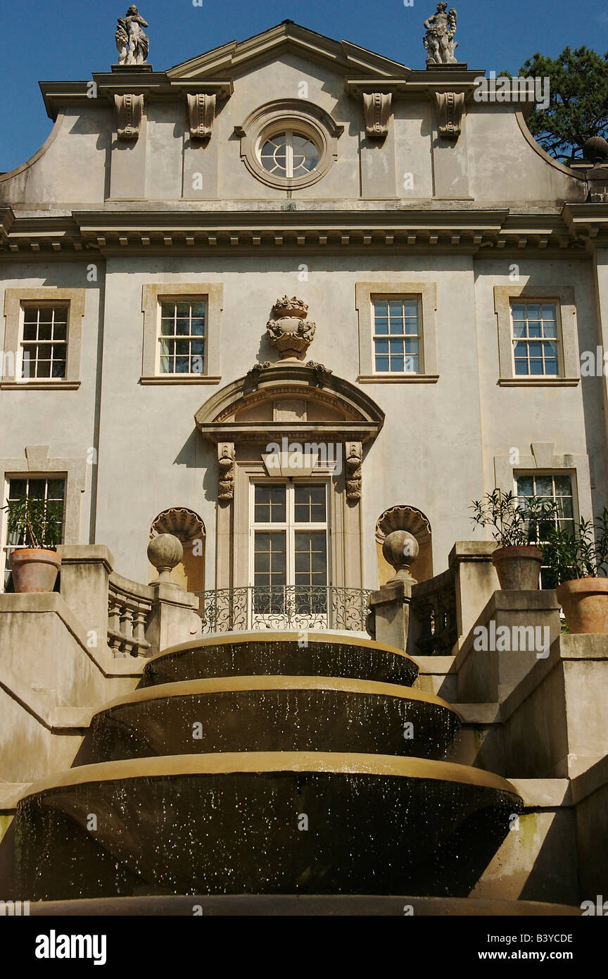 Atlanta history center swan house hi-res stock photography and images ...