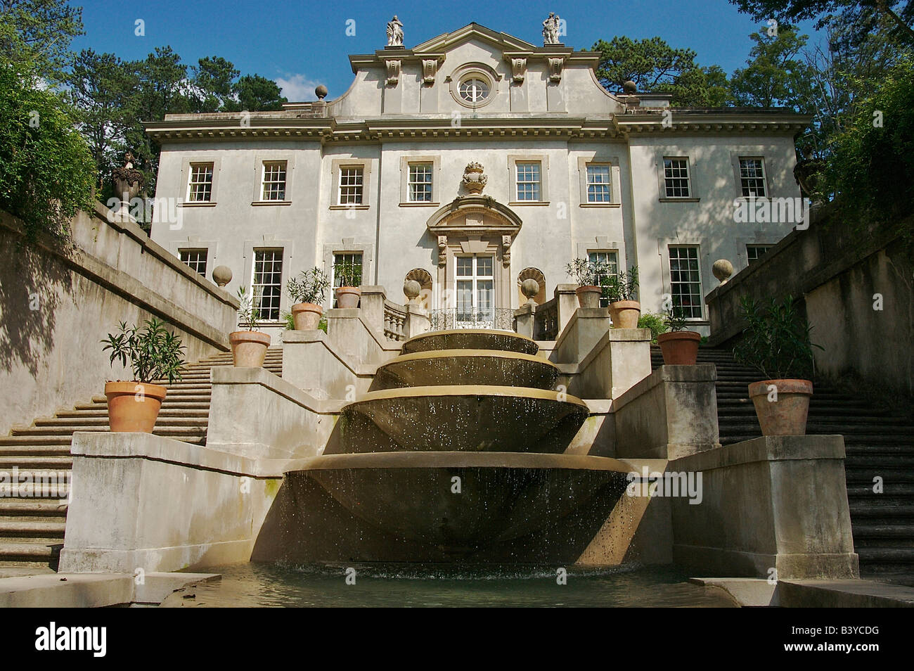 Historic swan house hi-res stock photography and images - Alamy