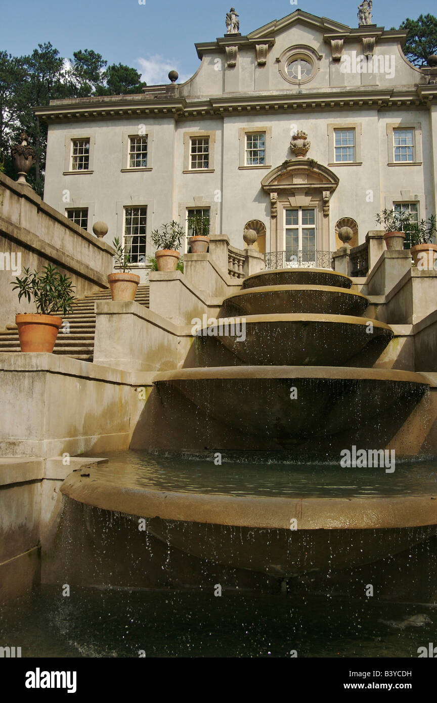 Atlanta history center swan house hi-res stock photography and images ...