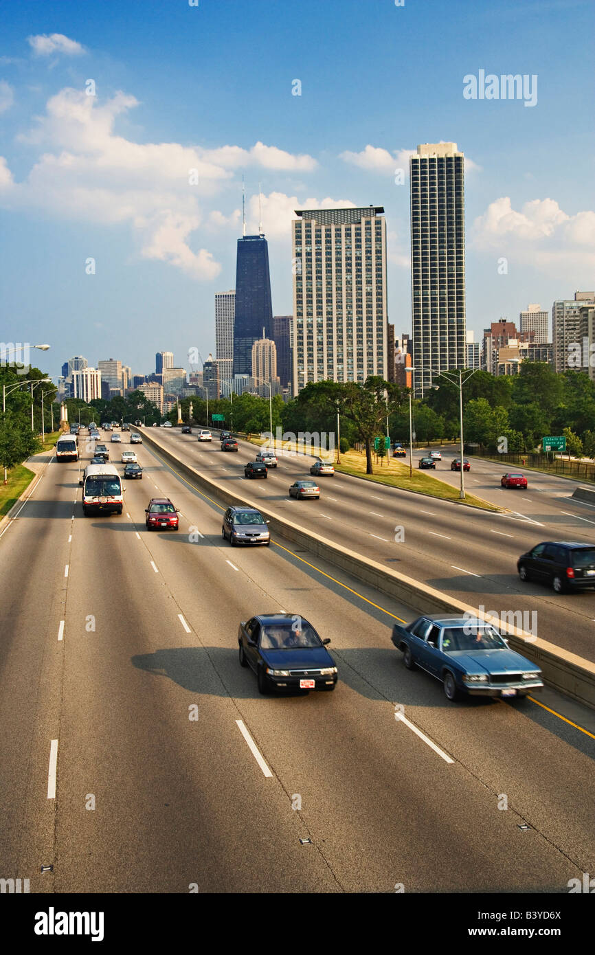 Traffic on freeway chicago illinois hi-res stock photography and images ...
