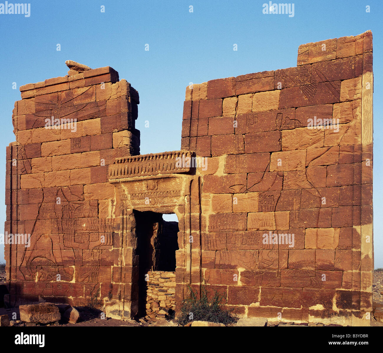 Egyptian architecture hi-res stock photography and images - Alamy
