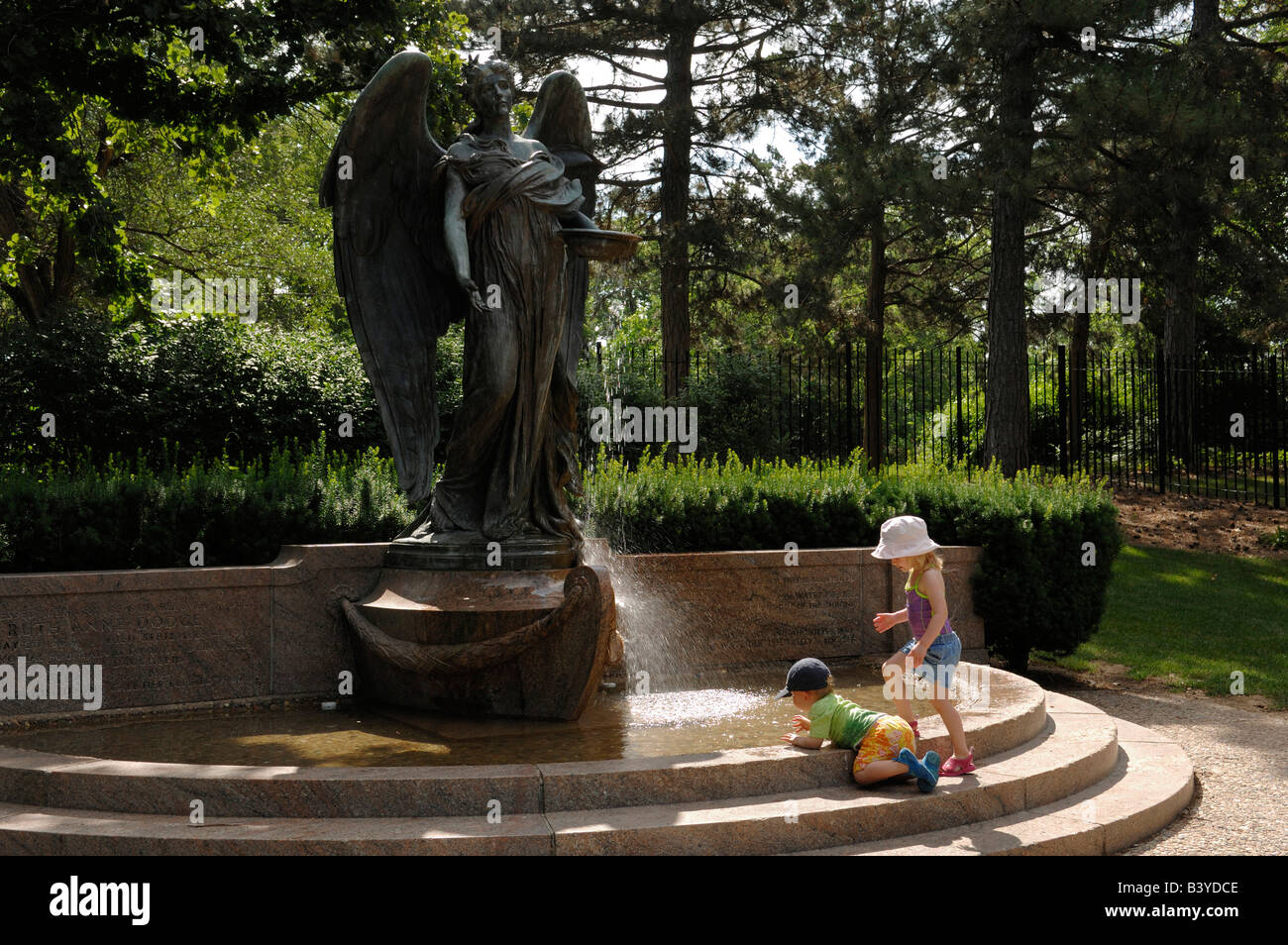 Council Bluffs, Iowa, Black Angel Sculpture (MR Stock Photo - Alamy