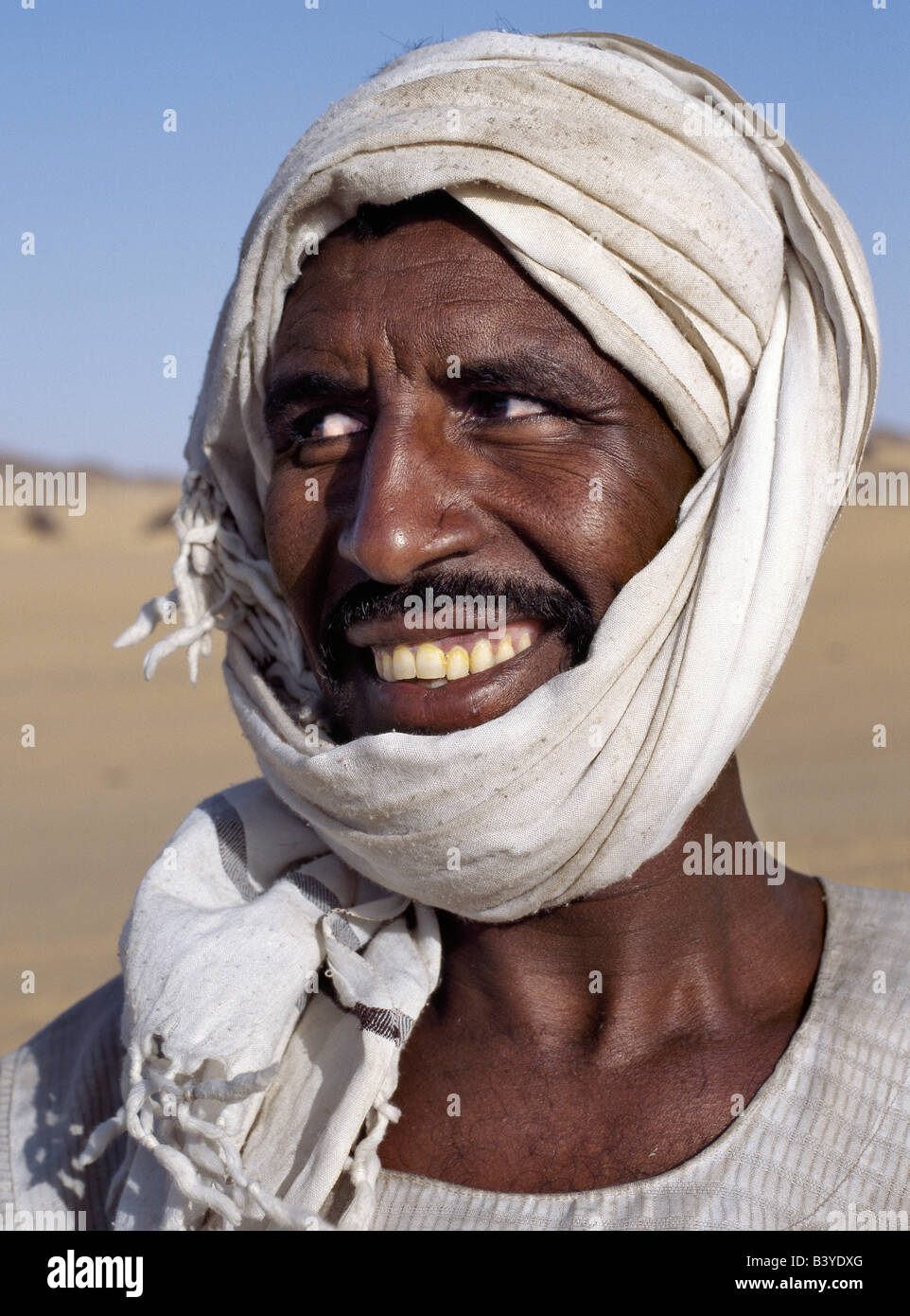 Nomad wearing turban hi-res stock photography and images - Alamy