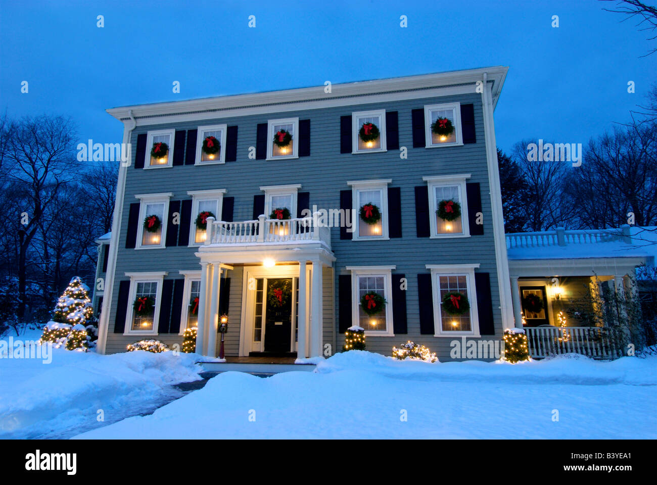 USA, Massachusetts, Reading, 1818 Colonial Revival - remodeled 1918 to ...