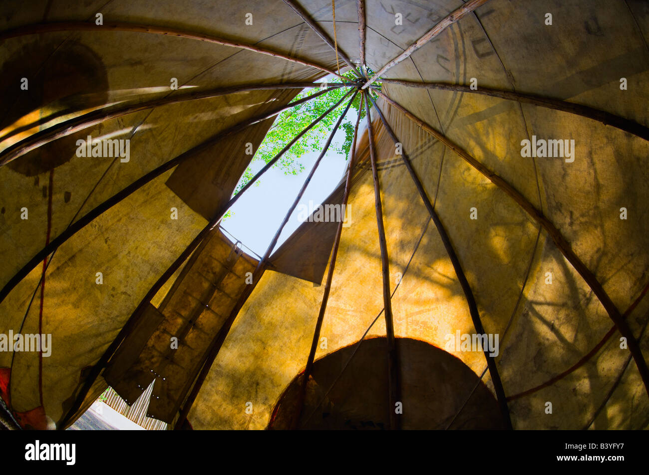 Tepee tepees tipi tipis teepee hi-res stock photography and images - Alamy