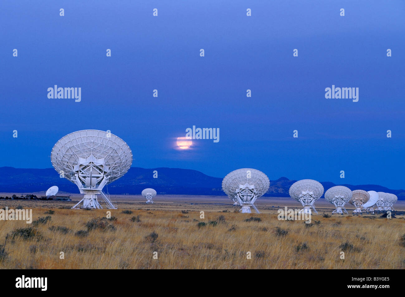 USA, New Mexico, Plains of San Augustin. The 27 Very Large Array ...