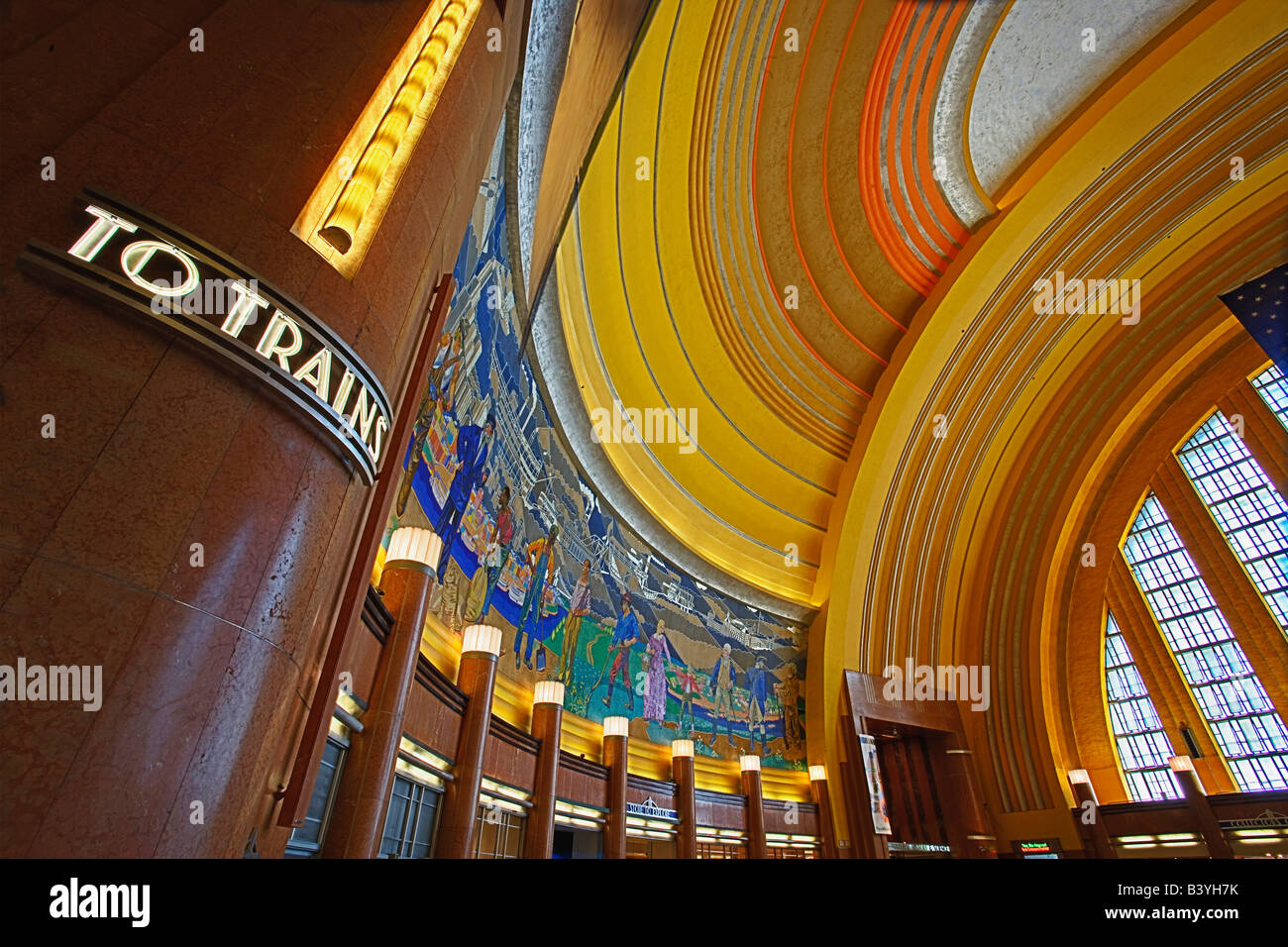 Art deco architectural details and American flag in rotunda of ...