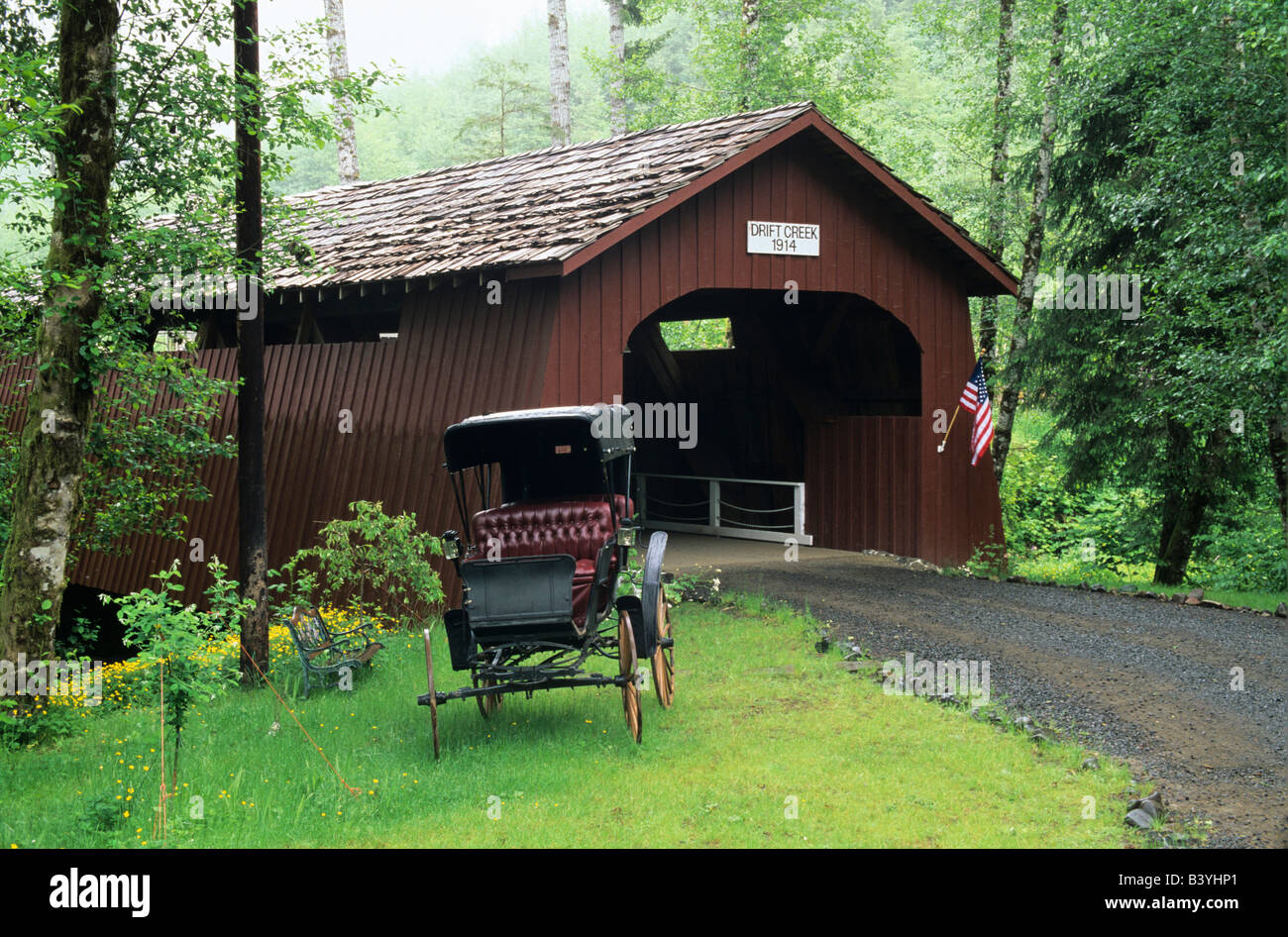OR, Siuslaw NF, Drift Creek covered bridge, 66 feet long, built in 1914 ...