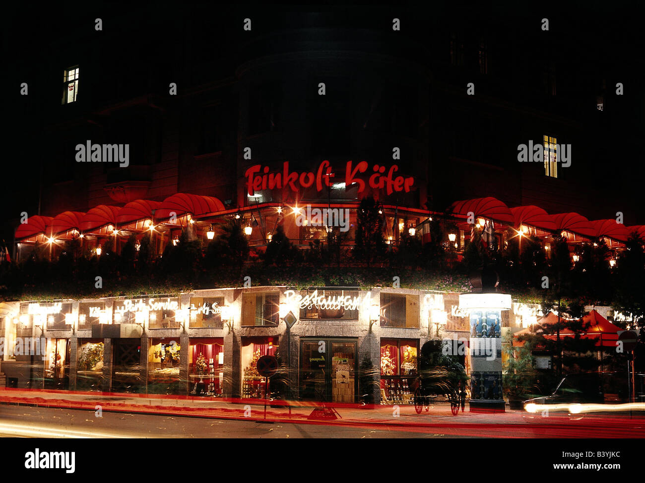 Restaurant kaefer hi-res stock photography and images - Alamy