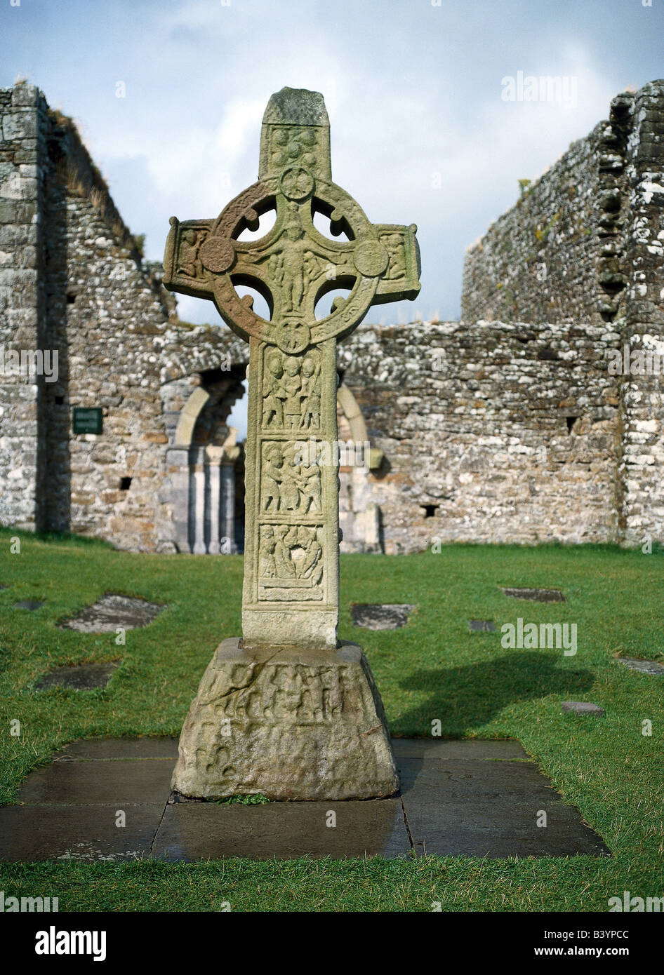 English church destroyed hi-res stock photography and images - Alamy