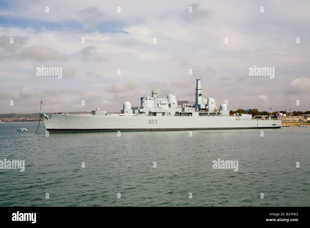 Type 82 destroyer hi-res stock photography and images - Alamy