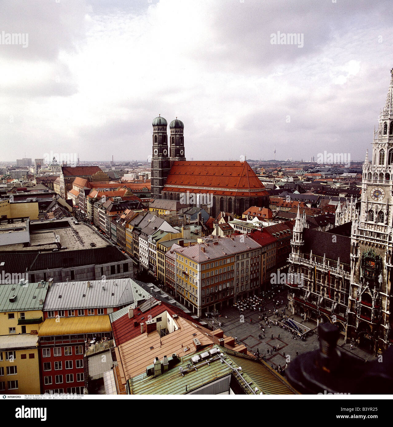 City view munich frauenkirche germany hi-res stock photography and ...