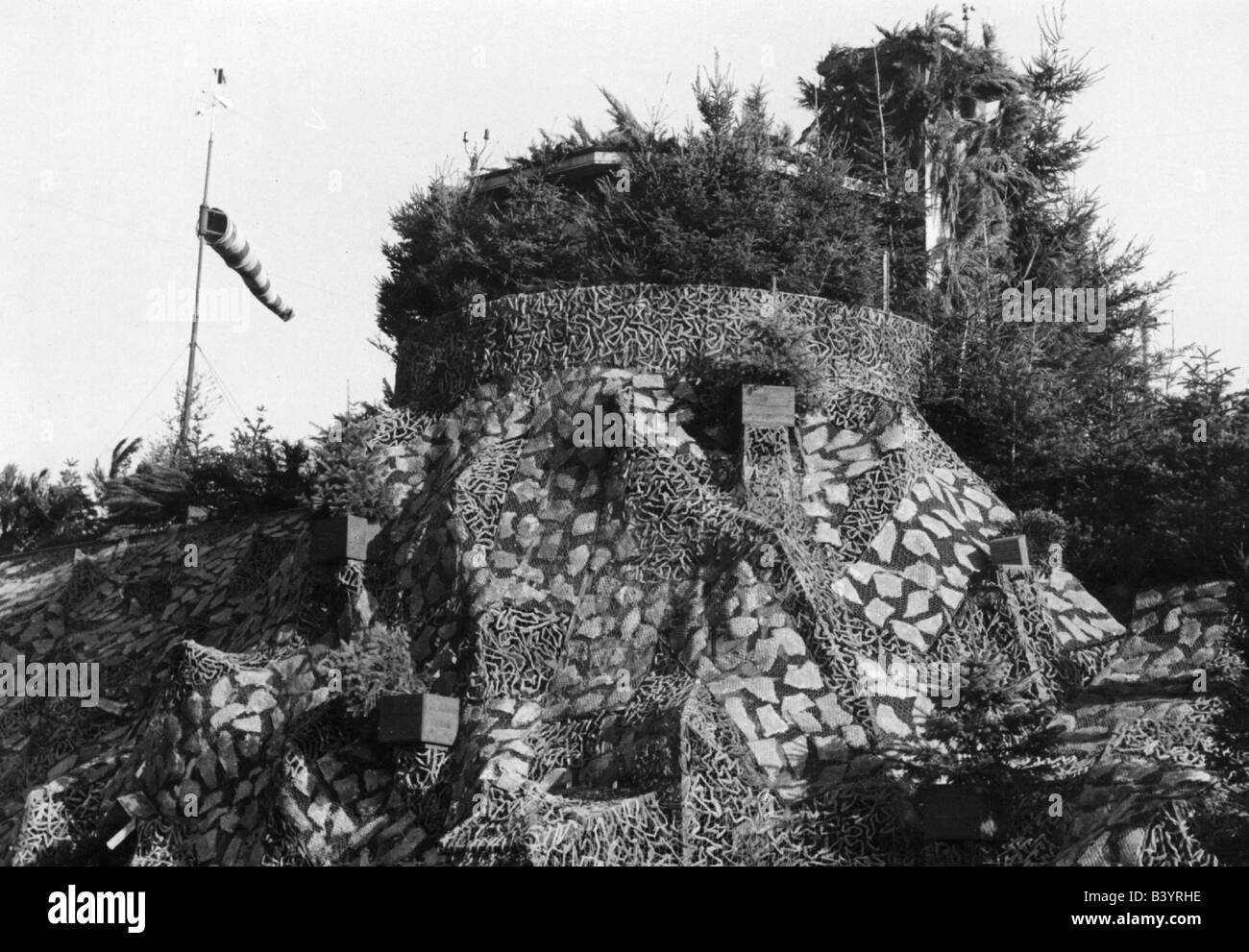 Camouflaged Black and White Stock Photos & Images - Alamy