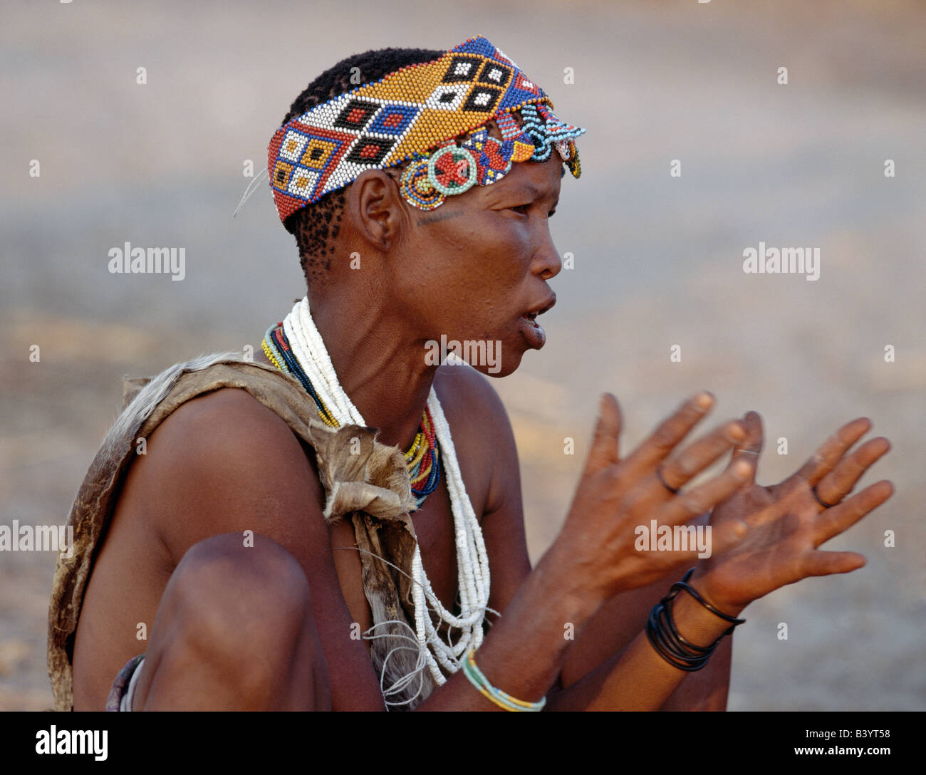 Kung san kalahari dance hi-res stock photography and images - Alamy