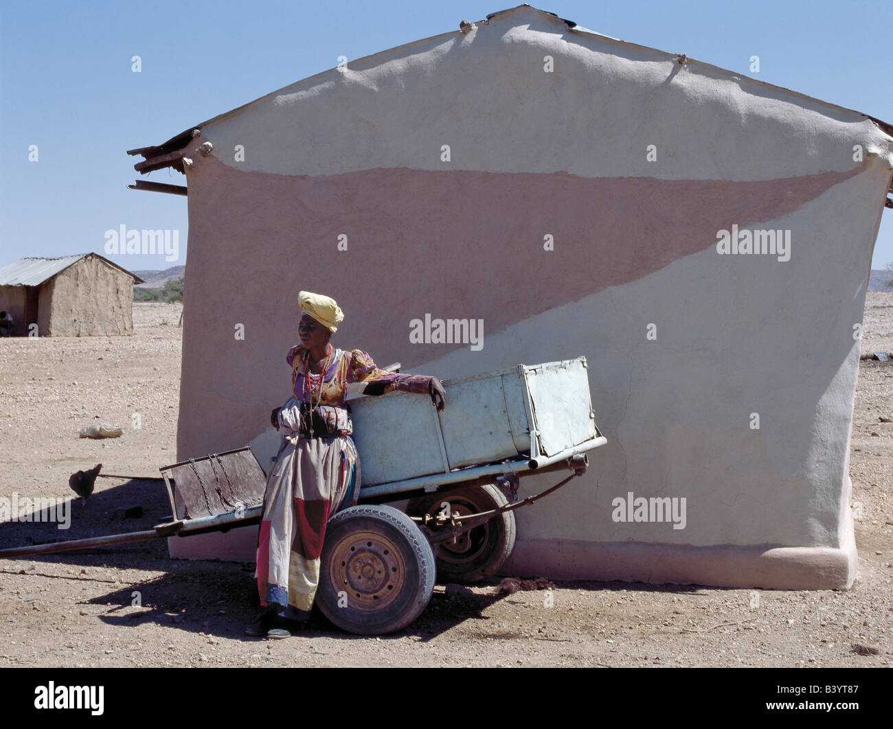 Herero house painted hi-res stock photography and images - Alamy Herero house painted hi-res stock photography and images - Alamy