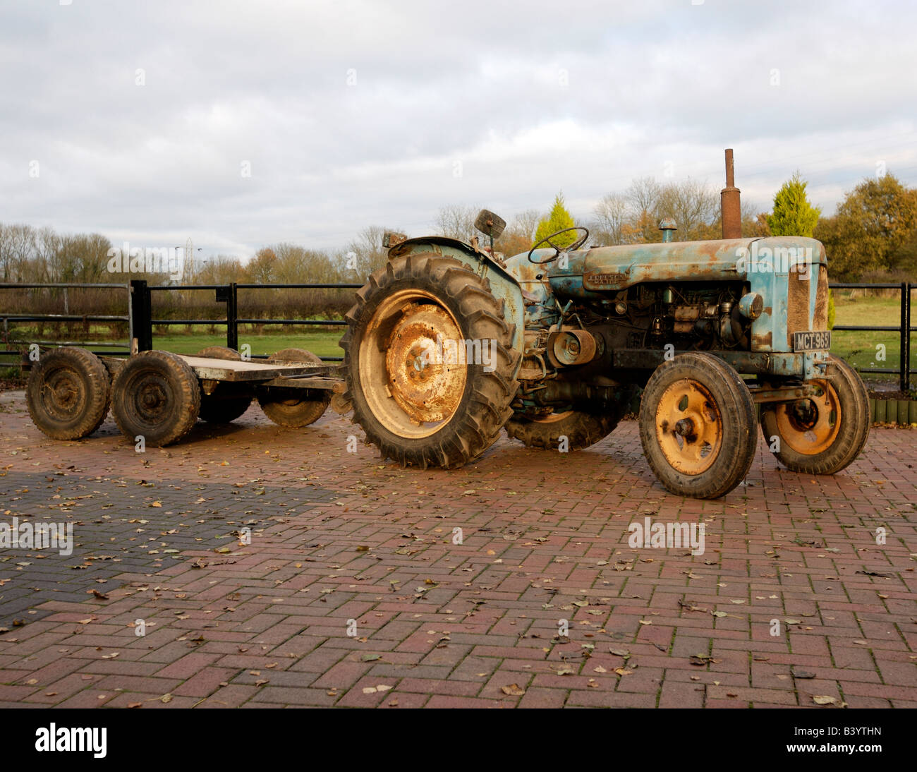 Fordson major hi-res stock photography and images - Alamy