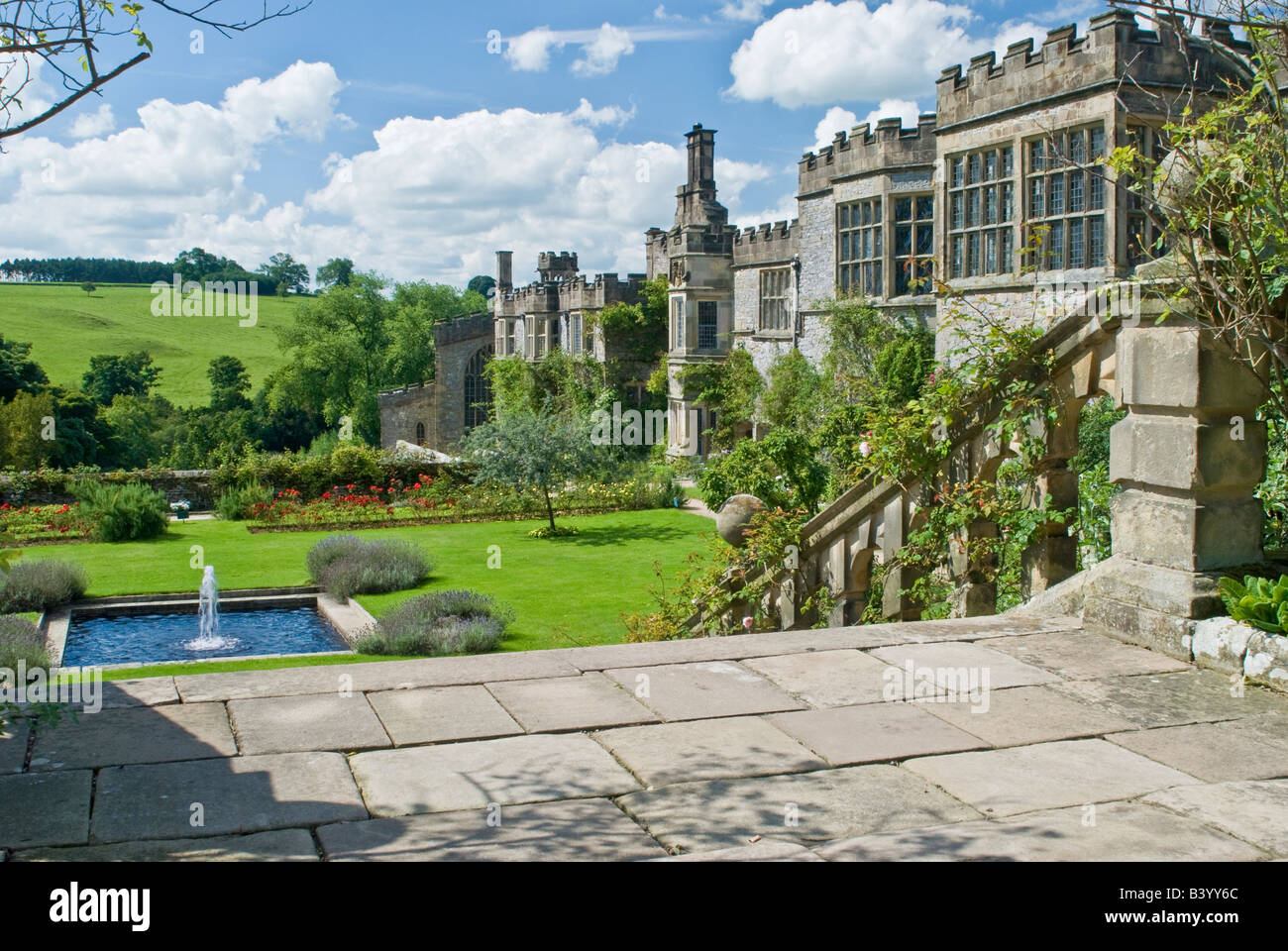 Medieval manor house hi-res stock photography and images - Alamy