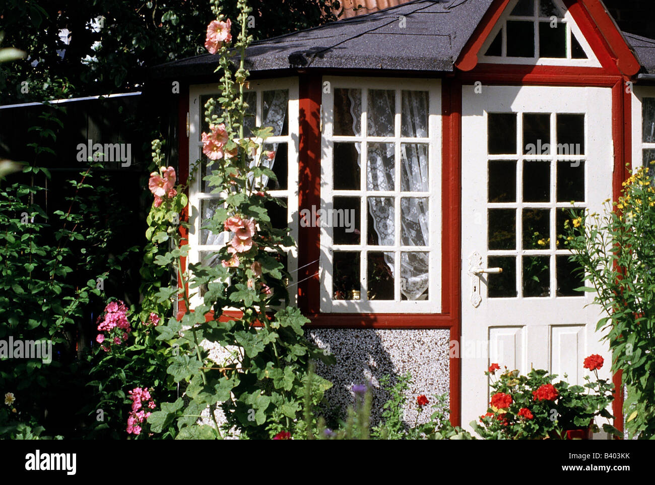 geography / travel, Denmark, stables, frame-house, flowers in front of ...