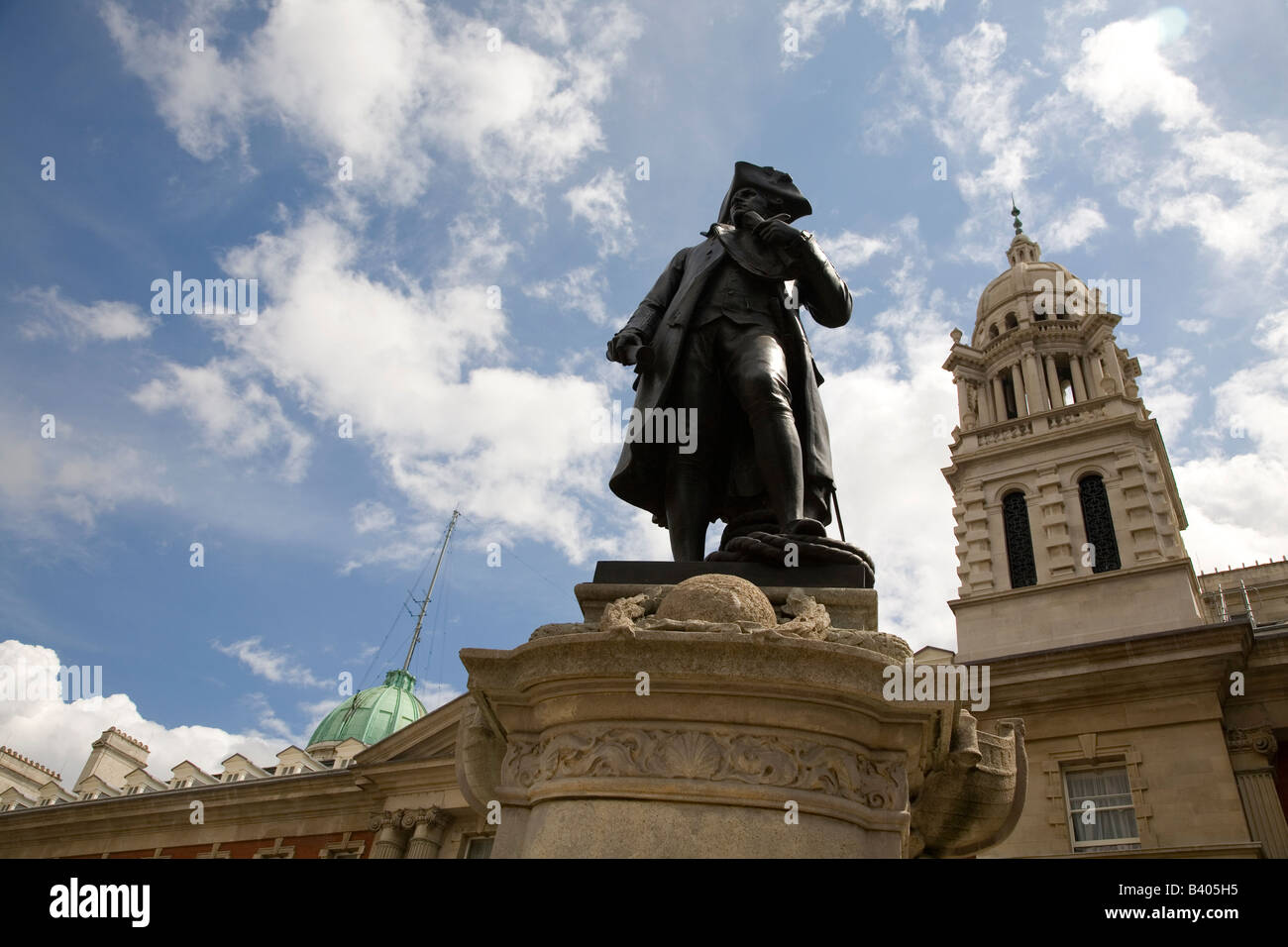 The statue of the navigator and explorer Captain James Cook (1728-1779 ...