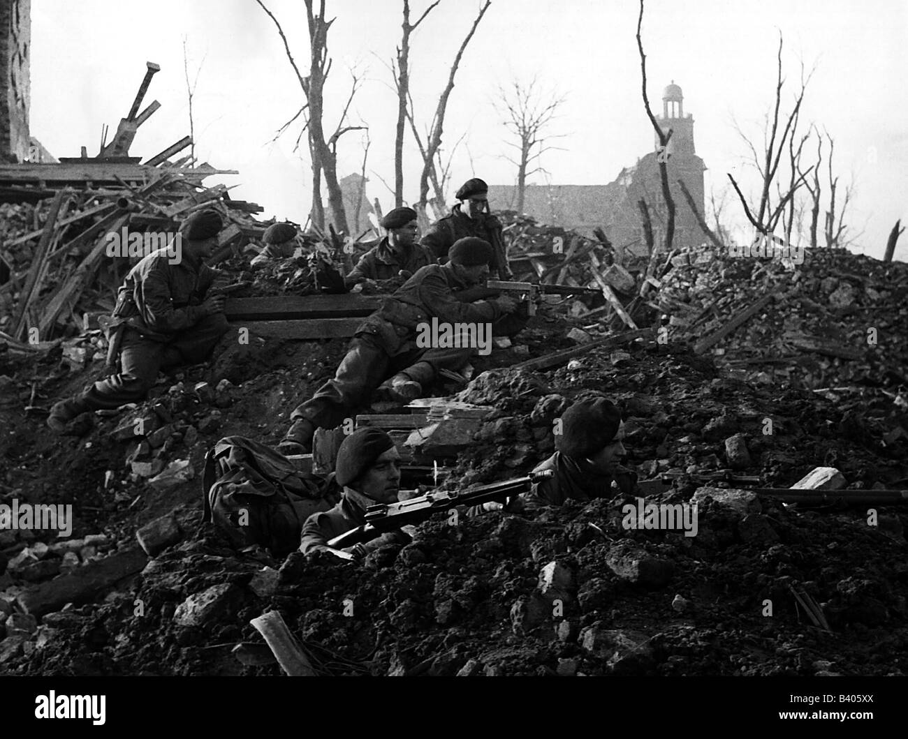 1940s british sniper hi-res stock photography and images - Alamy