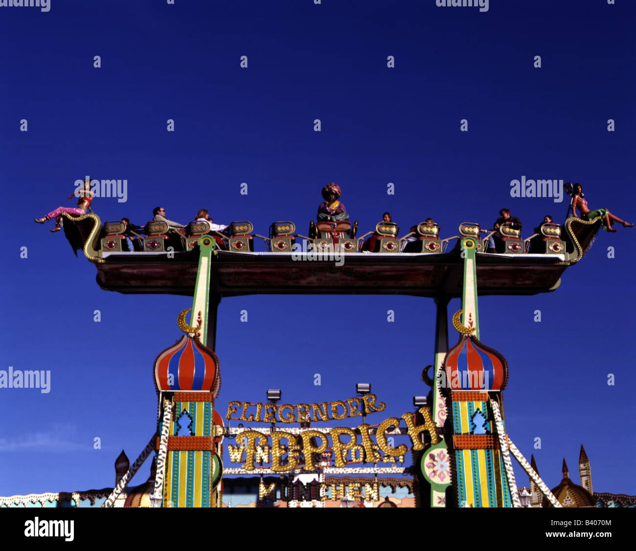 Flying carpet ride hi-res stock photography and images - Alamy