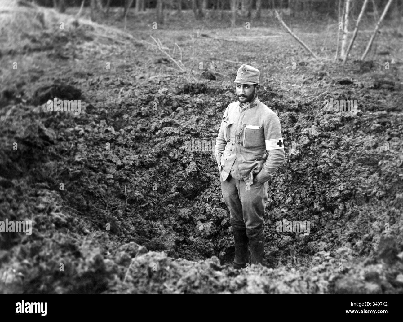 events, First World War / WWI, medical service, Austrian orderly in a ...
